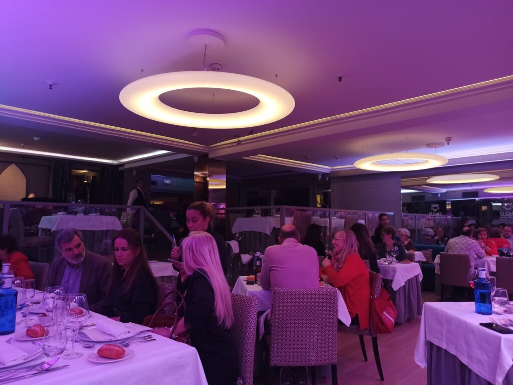 🎶 Una mágica Cena Cantada en El Café de la Ópera